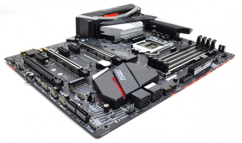 مراجعة لوحة MSI Z370 GAMING PRO CARBON AC قاتلة الفئة المتوسطة - DARKTECH