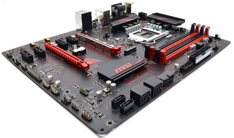 مراجعة لوحة MSI Z370 GAMING PLUS - DARKTECH